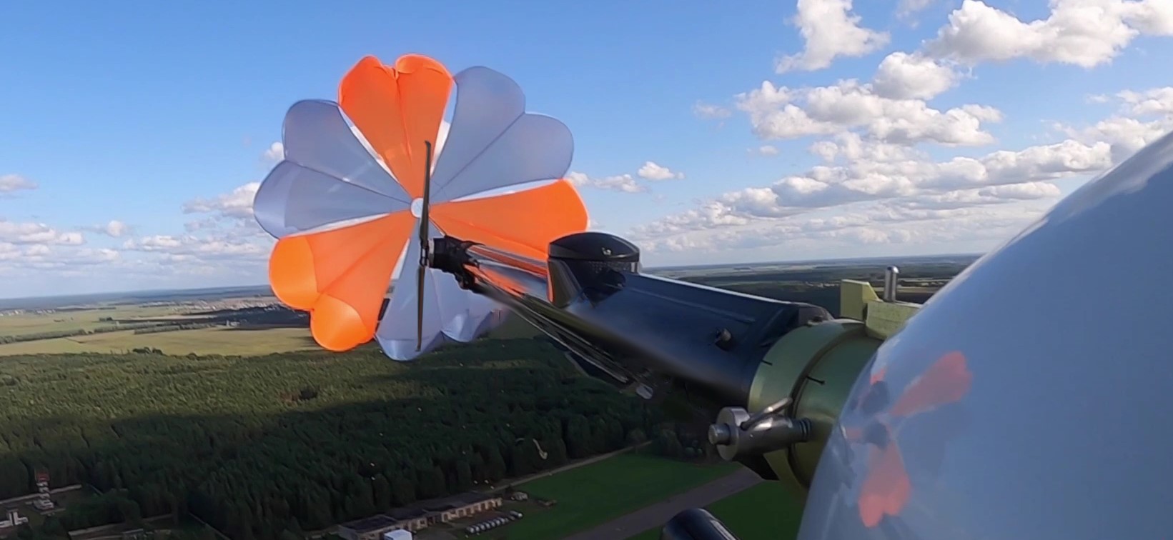 Successful Testing of Electron 7 New Parachute Recovery System - UVR ...